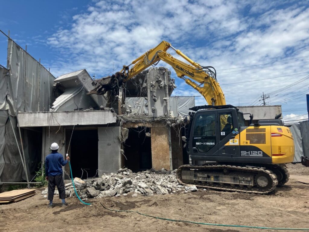群馬県前橋市N様 鉄筋コンクリート造2階建て 解体工事 - 環境ワークス株式会社